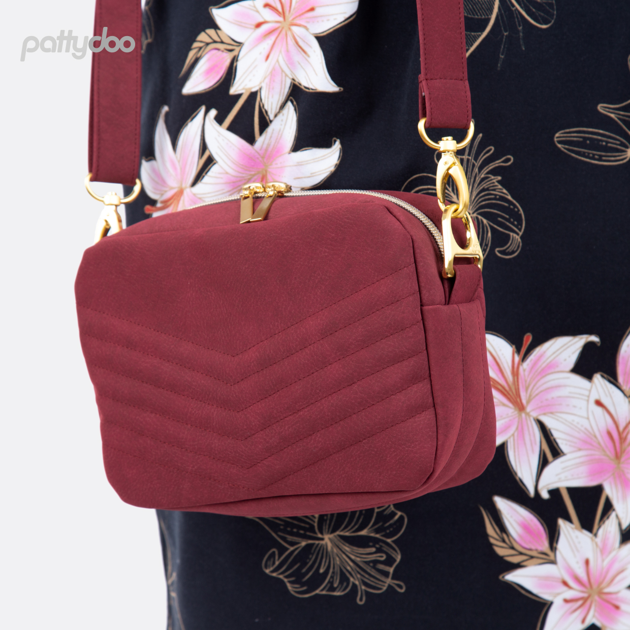 Papierschnittmuster Schultertasche Adora von pattydoo | JuJu-Stoffe.de